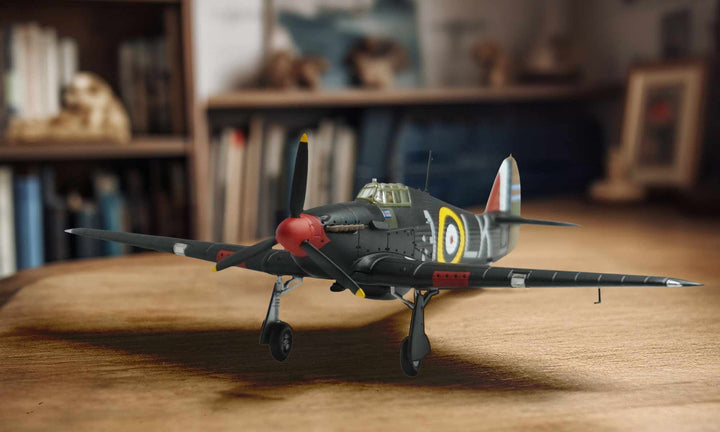 Airfix Quick Build Harrier Model Set – RAF Museum Shop